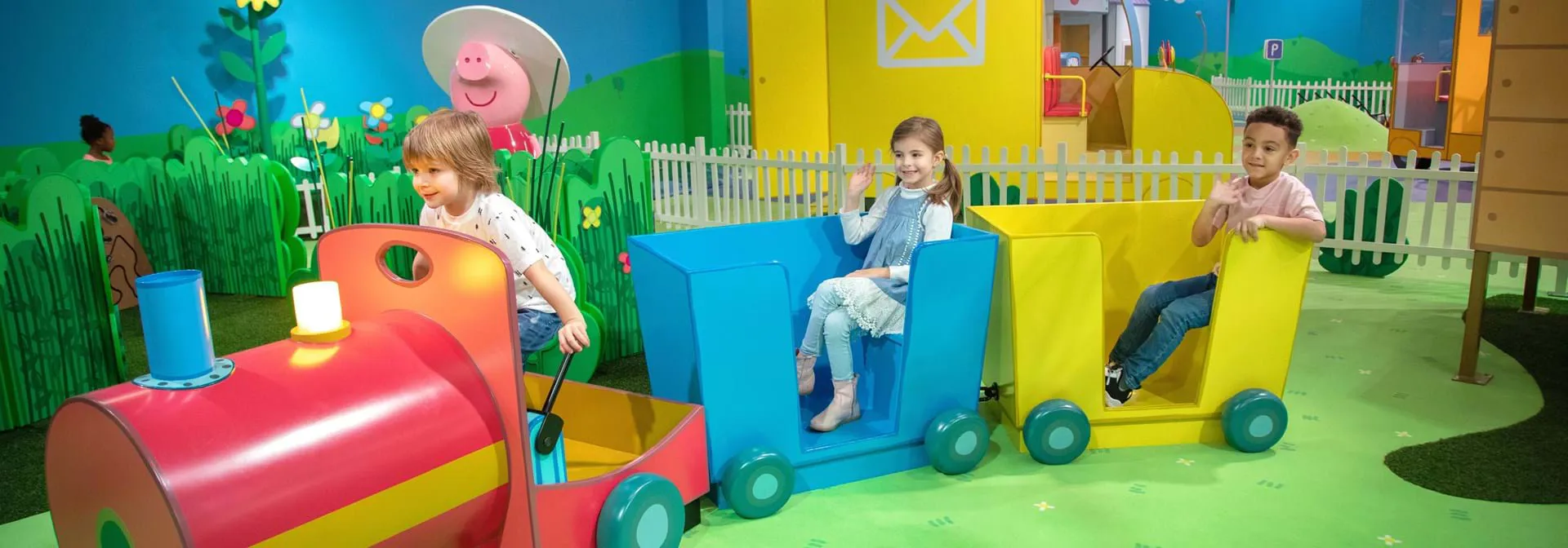 Grandpa Pig's Train | Peppa Pig World of Play Michigan